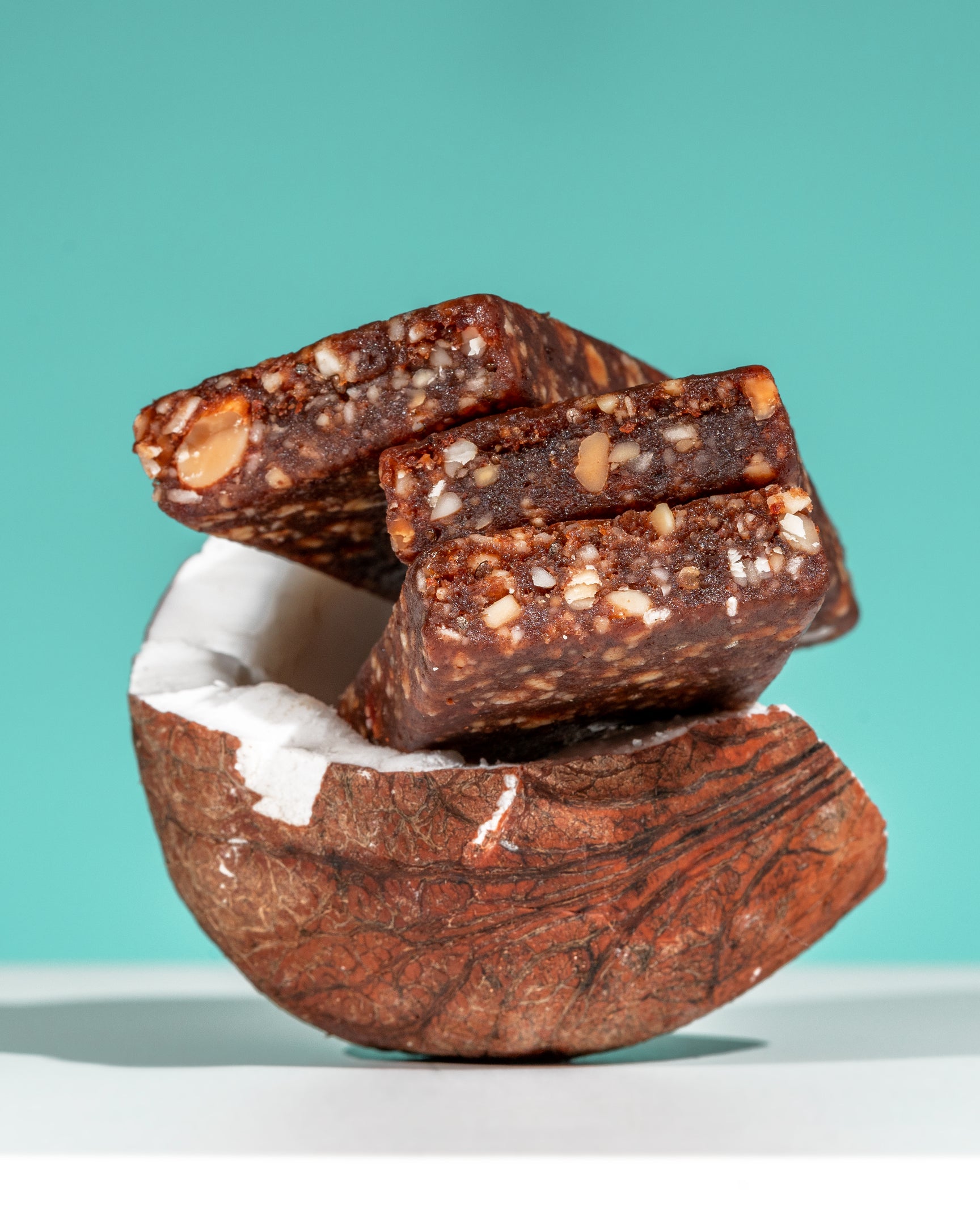 organic coconut almond energy bar | jonesbar