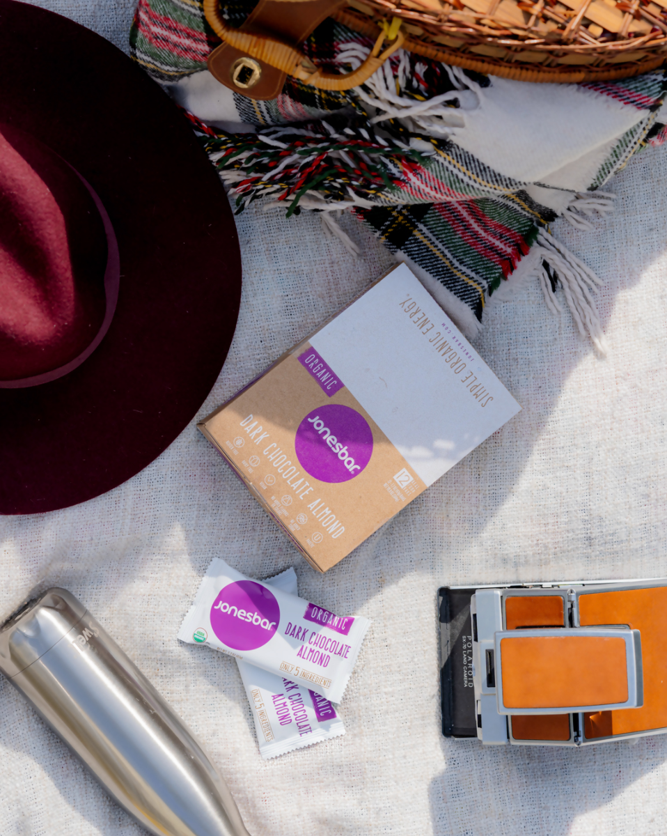organic dark chocolate almond energy bar | jonesbar